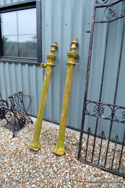 Georgian Cast Iron Gate Posts - Moy Antiques