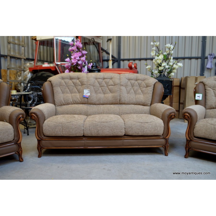 The Queen Ann Mini Divani - Moy Antiques