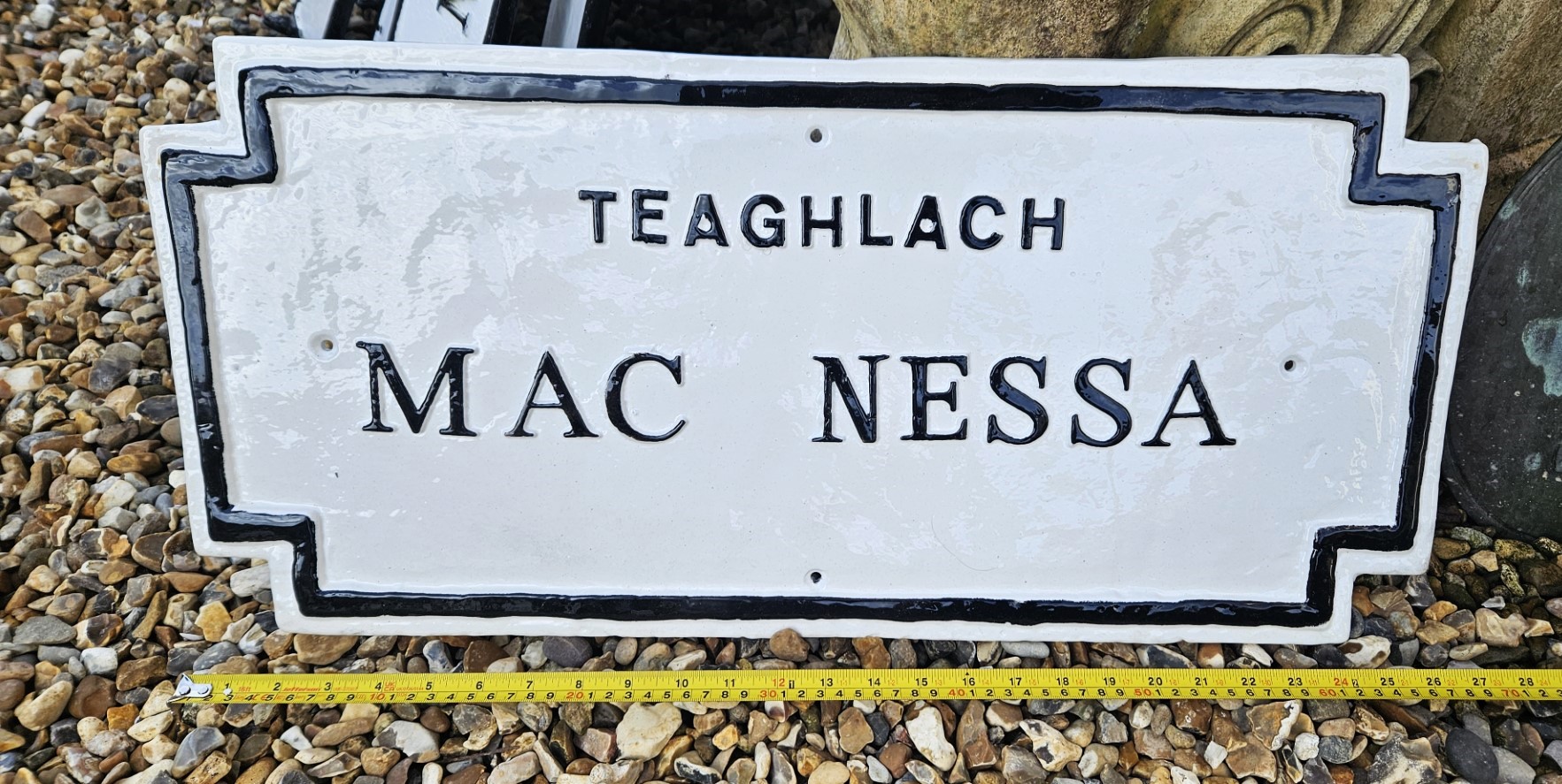 Bespoke Signs Family & House Names - Moy Antiques